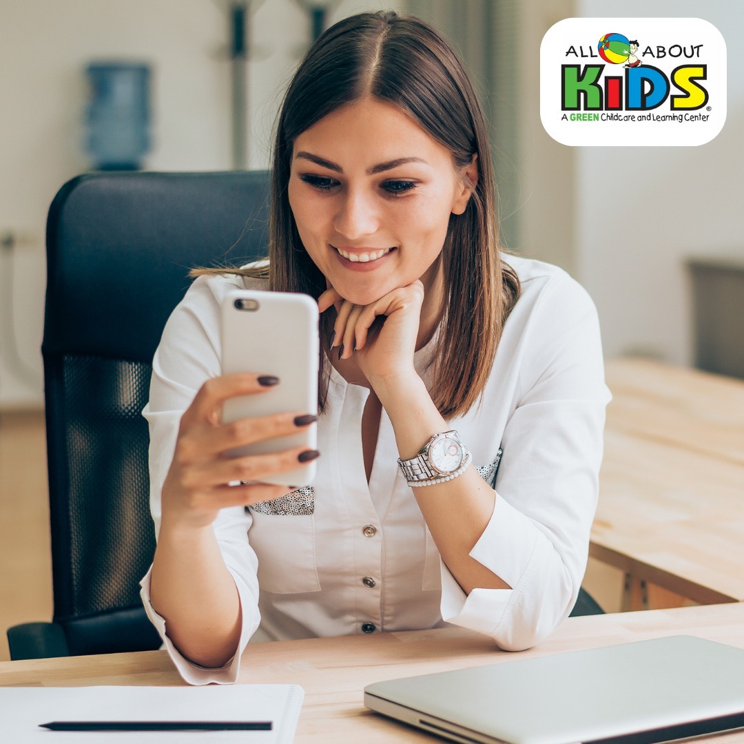 Watch your little one thrive! With the WatchMeGrow mobile app, you can ...