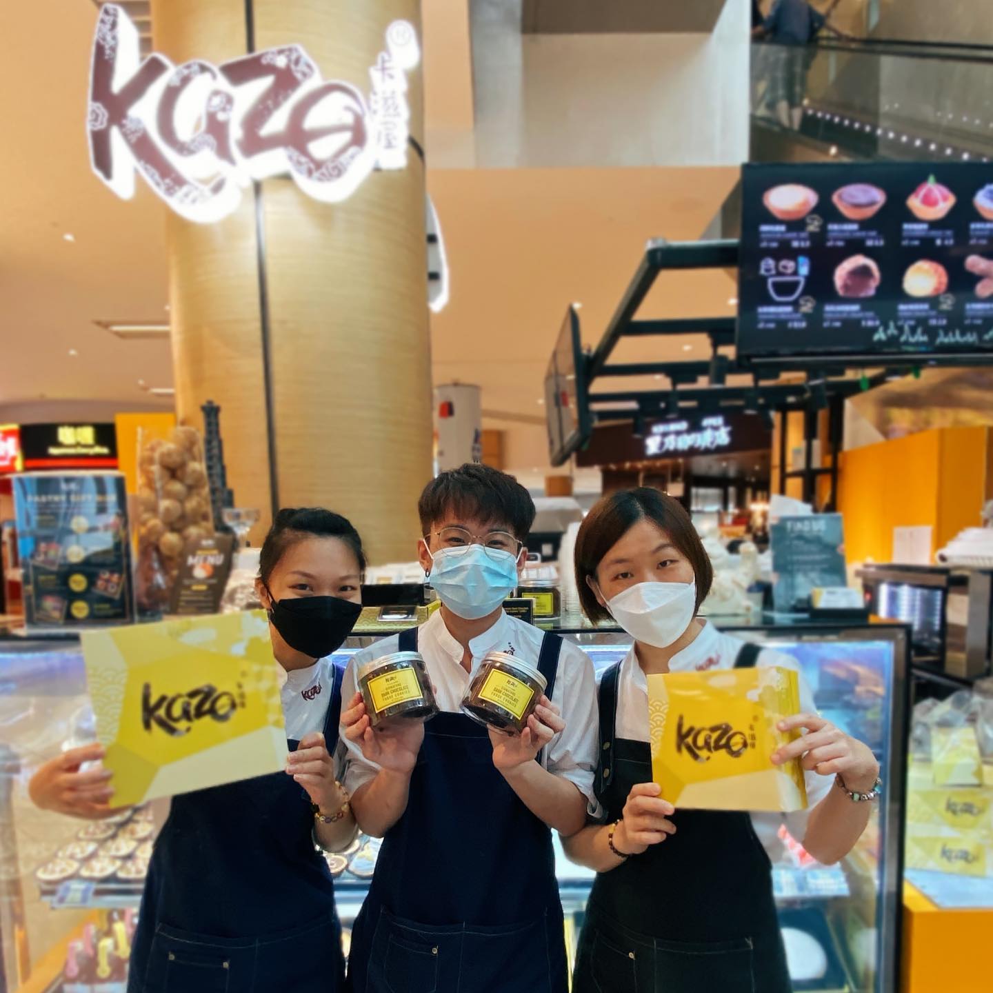 STAFF STAR WEEKEND Meet our TEAM at Suntec City. We are always ready to ...